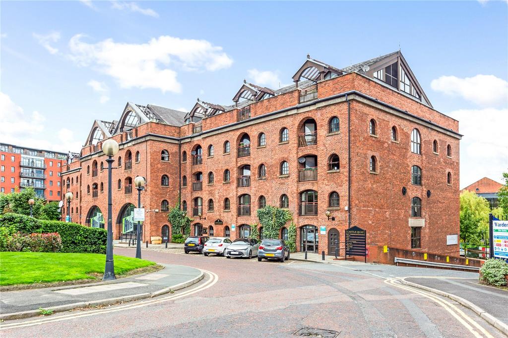 Middle Warehouse, Castle Quay, Manchester, Greater Manchester, M15 2 ...