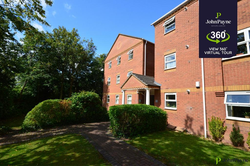 Hamilton Court, St Nicholas Street... 2 bed apartment - £950 pcm (£219 pw)