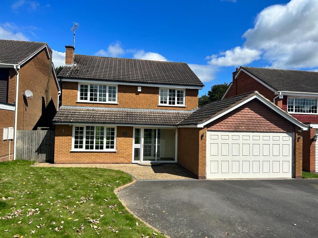 Barnbrook Road, Knowle 3 bed detached house - £1,995 pcm (£460 pw)