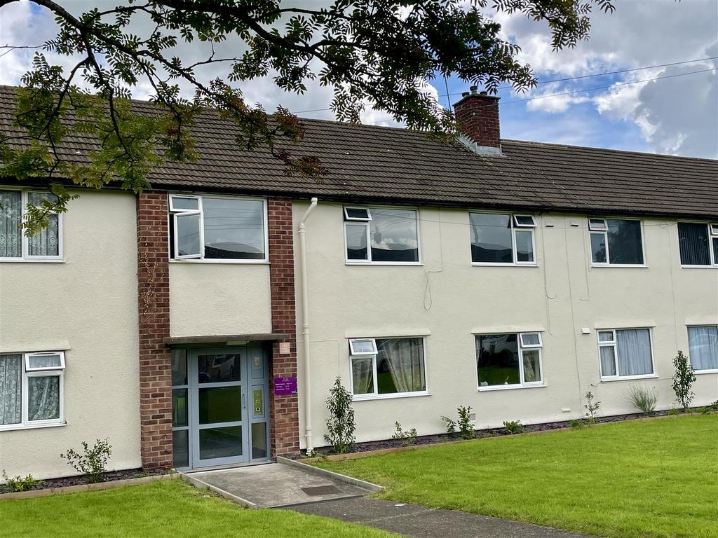 Maple Avenue, SY11 2SF 1 bed apartment - £79,950