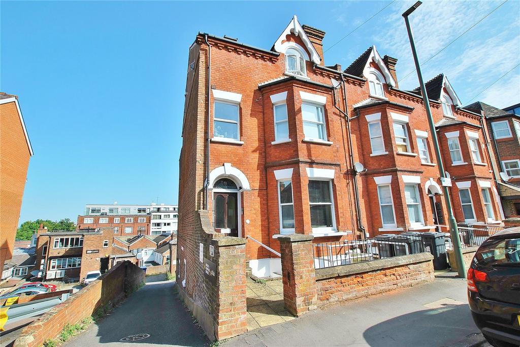 Highbrook House, 59 Sydenham Road... 1 bed apartment - £1,350 pcm (£312 pw)