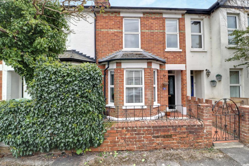 Soper Grove, Basingstoke RG21 5PU 3 bed terraced house for sale - £350,000