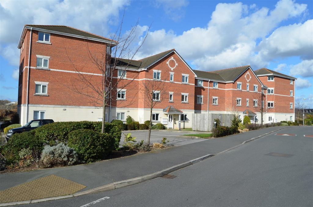 Waterside Court, Runcorn, WA7 1GL 2 bed flat - £650 pcm (£150 pw)