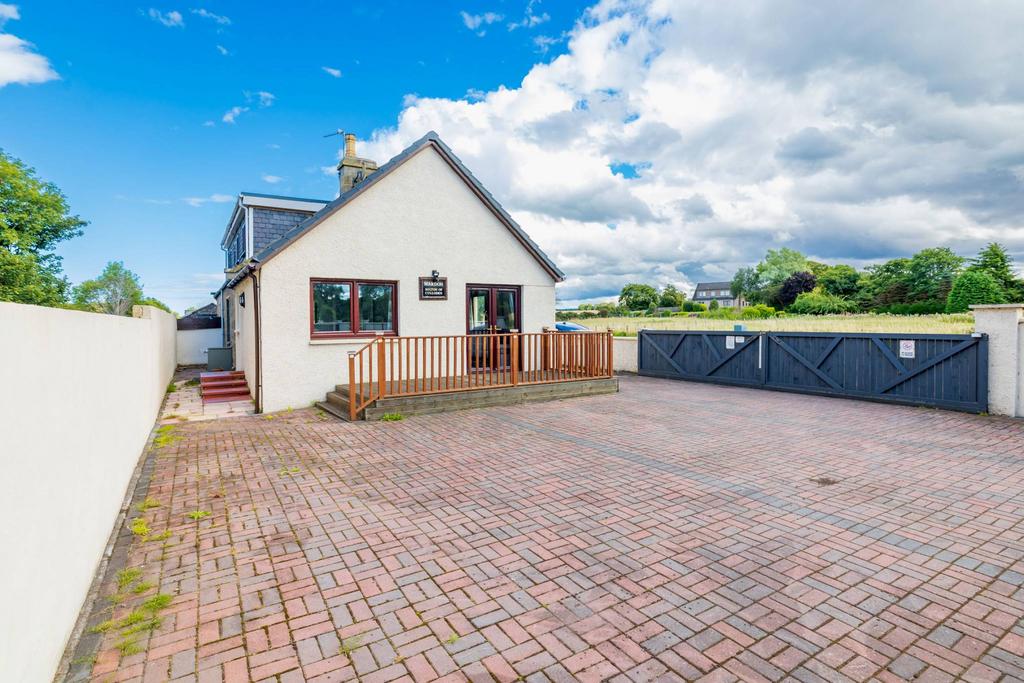 Mardon, Milton of Culloden, Inverness, IV2 7NU 3 bed semi-detached ...