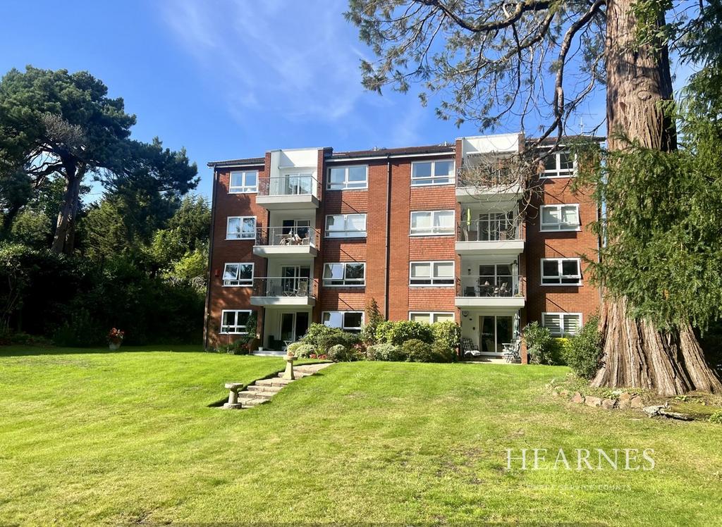11 Balcombe Road, Branksome Park, Poole, BH13 3 bed apartment for sale ...