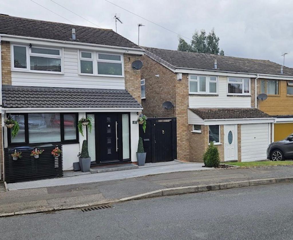 Abbeydale Close, Coventry, CV3 3 bed semi-detached house for sale - £ ...
