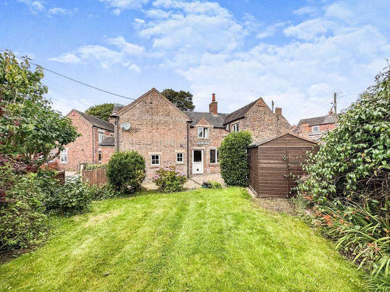 The Old Post Office, Brookfield Road... 3 bed detached house - £315,000