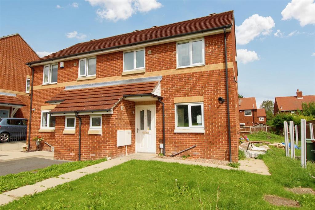 Hudson Avenue, Notton, Wakefield WF4 2NY 3 bed semi-detached house for ...
