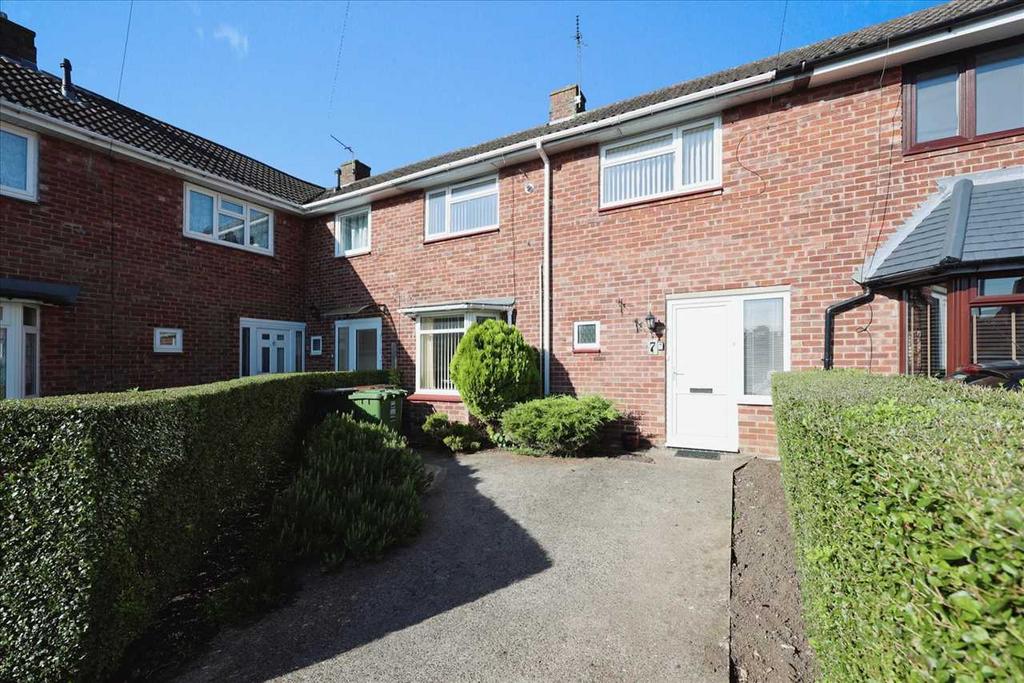 Minting Close, Lincoln 2 bed terraced house - £160,000