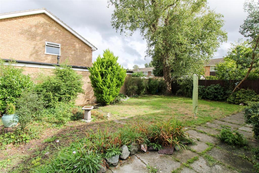 Tavistock Road Fleet Gu51 3 Bed Semi Detached House For Sale £425 000