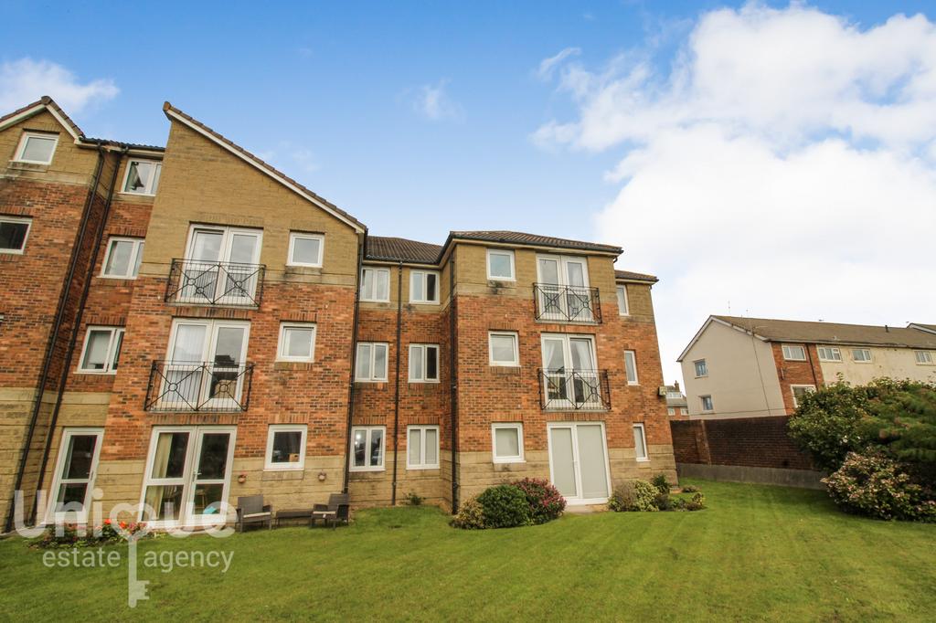 Lemon Tree Court, Clifton Drive North, Lytham St. Annes, FY8 2 bed ...