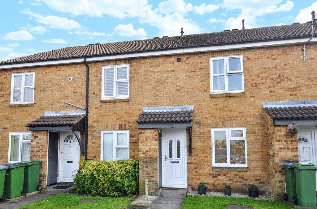 Hainault Street, London, SE9 2EF 1 bed maisonette - £1,300 pcm (£300 pw)