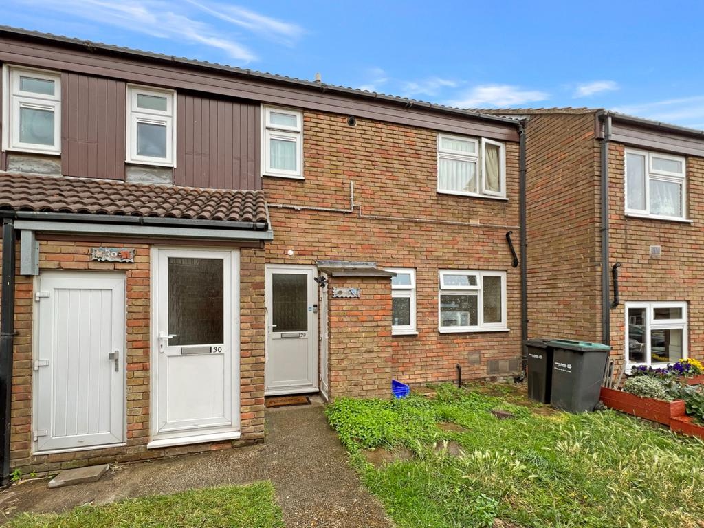 Rose Street, Northfleet, Gravesend... 1 bed maisonette - £145,000