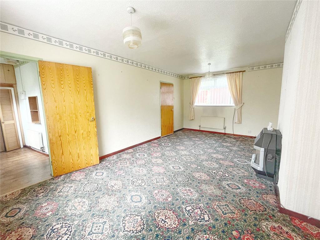 Rowrah Crescent, Middleton... 3 bed end of terrace house - £170,000