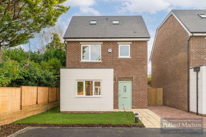 Rectory Park, Sanderstead 4 bed detached house for sale - £775,000