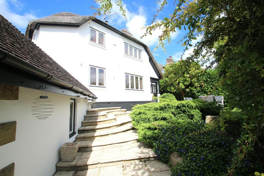 Rollestone Road, Shrewton, Salisbury 4 bed house for sale - £750,000