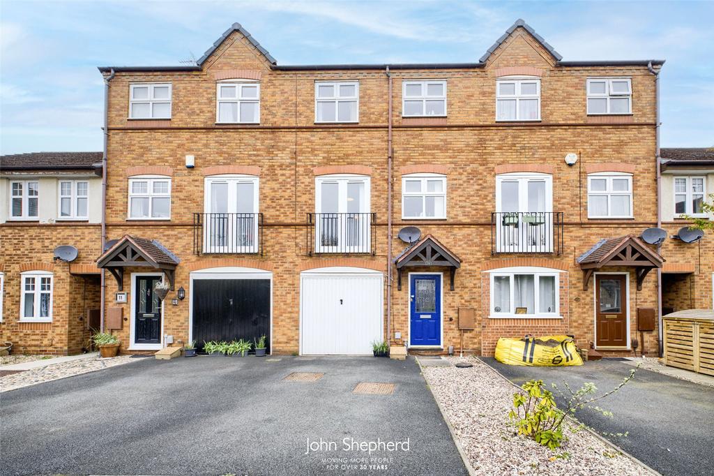 Abbey Close, Stafford, ST17 3 bed house - £950 pcm (£219 pw)