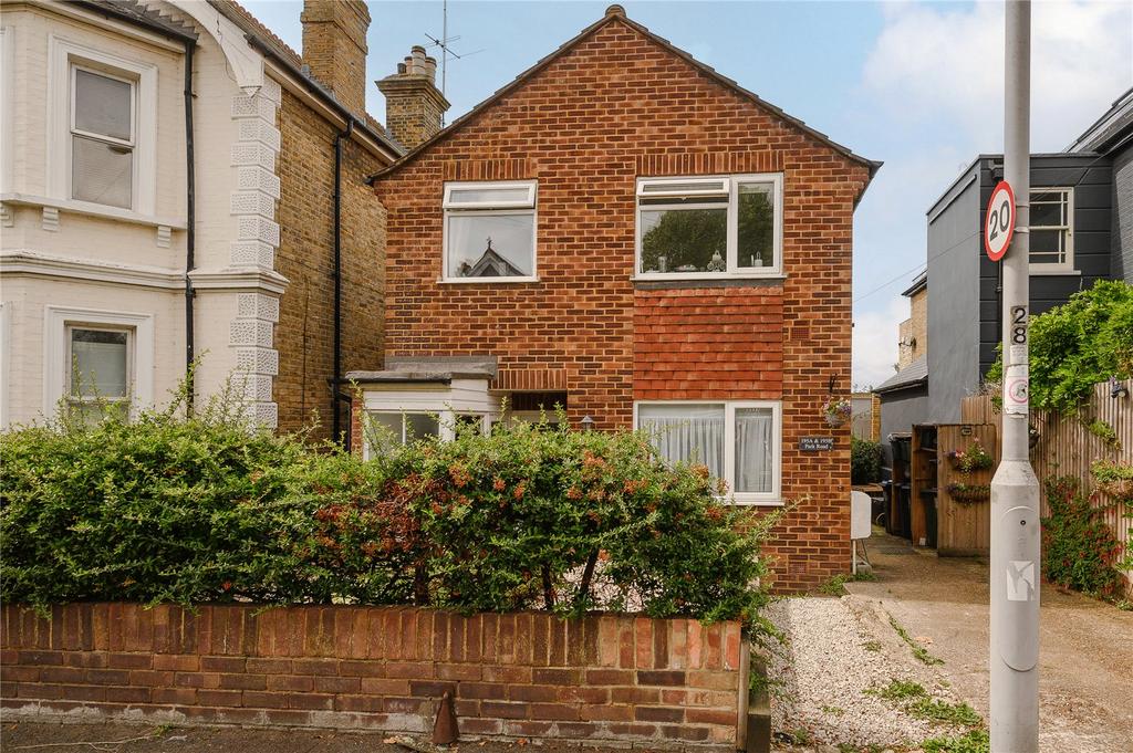 Park Road, Kingston upon Thames, KT2 3 bed apartment - £475,000