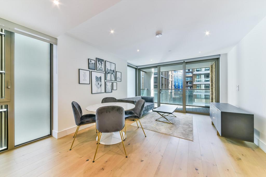 Palmer Road, London, SW11 2 bed flat - £3,987 pcm (£920 pw)