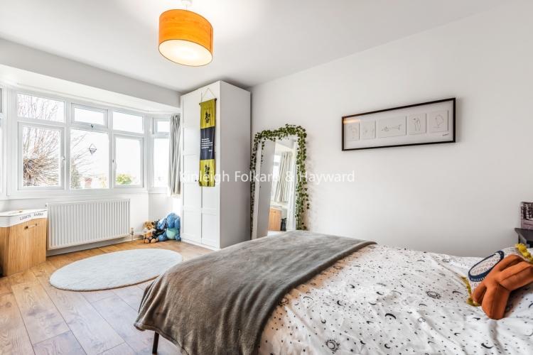 Madison Gardens Bromley BR2 2 bed maisonette - £1,650 pcm (£381 pw)