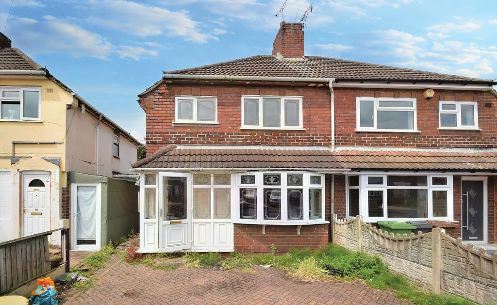 15 Oak Road, Shelfield, Walsall 3 bed semi-detached house - £80,000