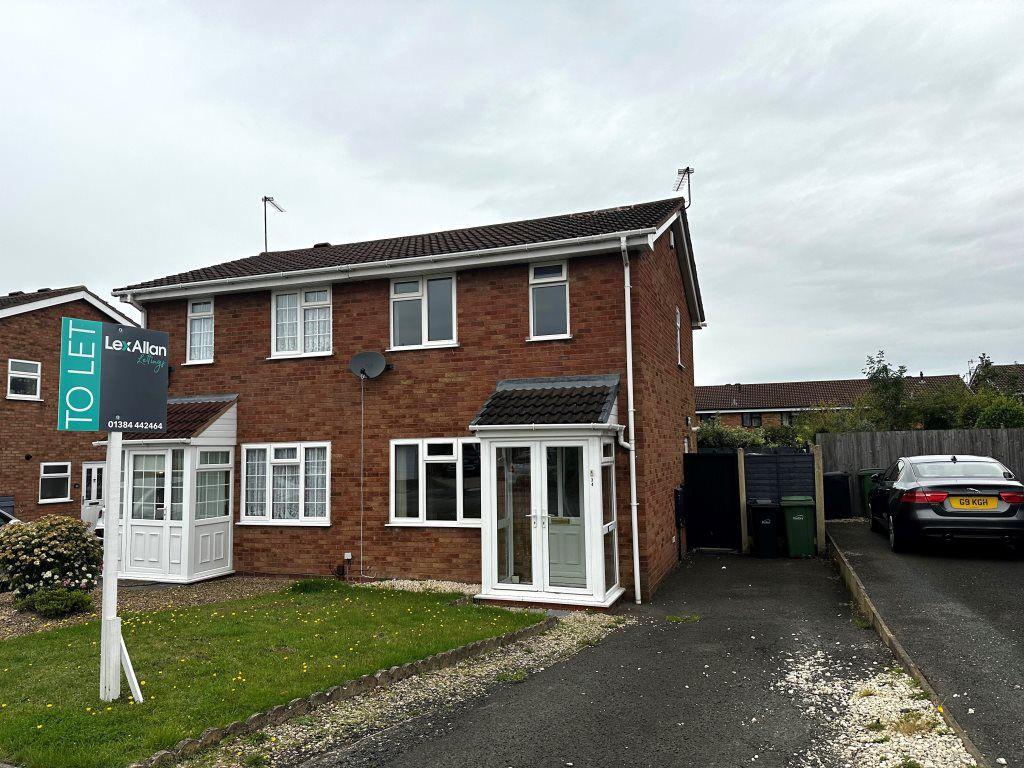 Barbrook Drive, Brierley Hill 2 bed semi-detached house - £800 pcm (£ ...