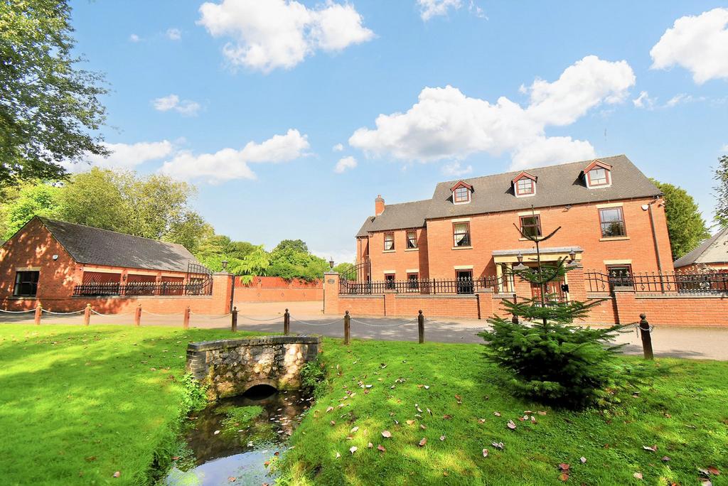 Crakemarsh Hall, Uttoxeter, ST14 5 bed country house for sale - £975,000