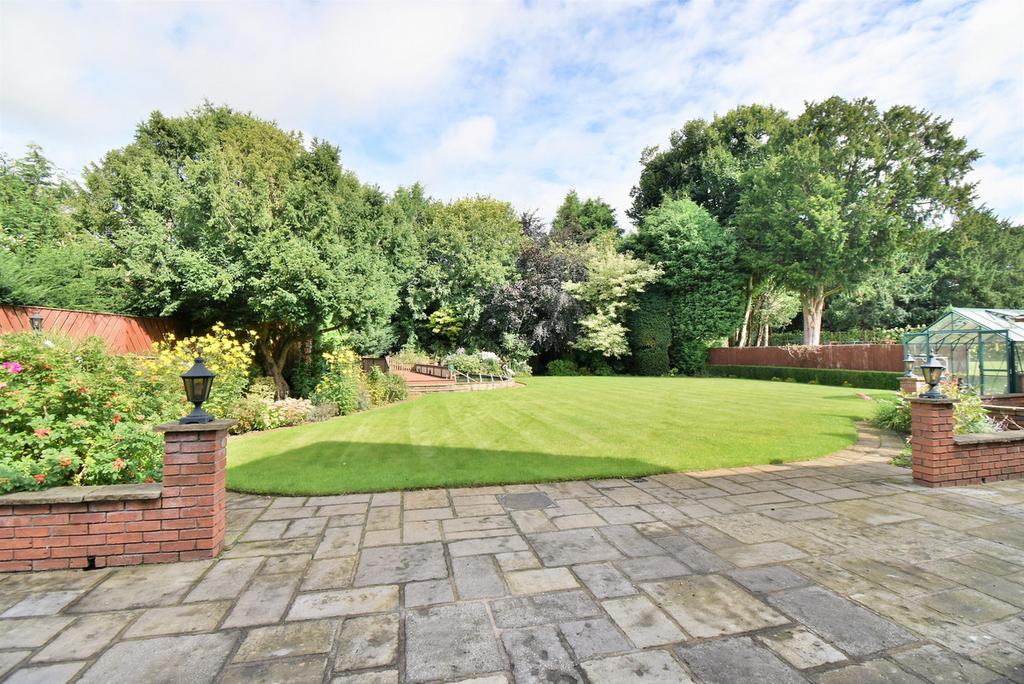 Crakemarsh Hall, Uttoxeter, ST14 5 bed country house for sale - £975,000