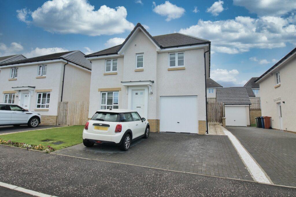 Braes O Yetts Drive Kirkintilloch G66 3ff 4 Bed Detached House For Sale