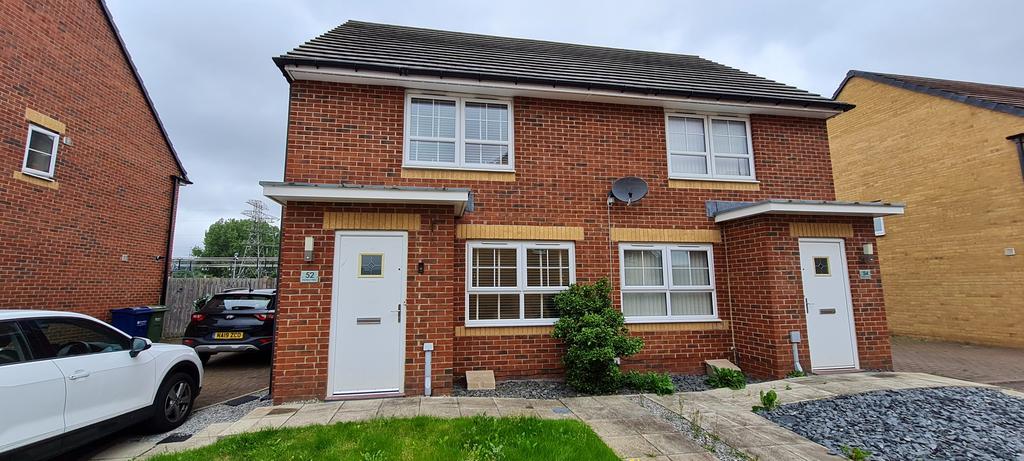 Addison View, Blaydon-on-Tyne NE21 2 bed semi-detached house - £900 pcm ...