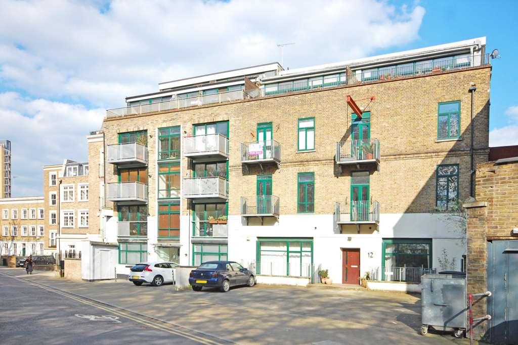 Martello Street, London Fields, E8 1 bed apartment - £2,400 pcm (£554 pw)