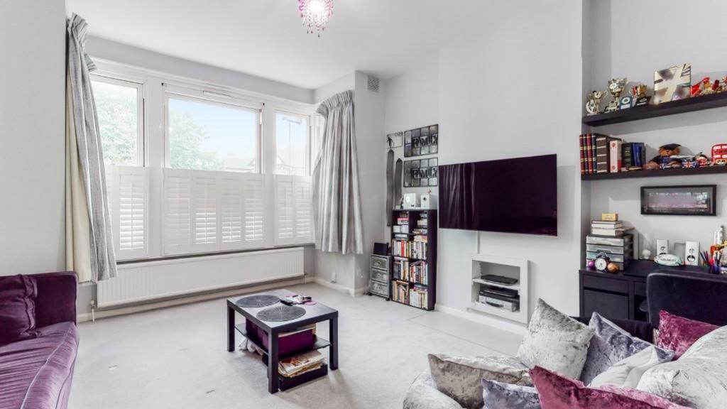 Wrottesley Road, Kensal Rise, NW10 2 bed flat - £600,000