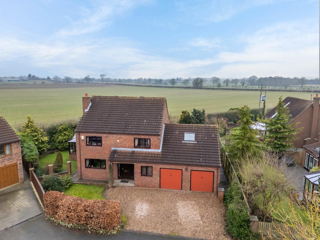 West Close, Fangfoss 5 bed detached house for sale - £485,000