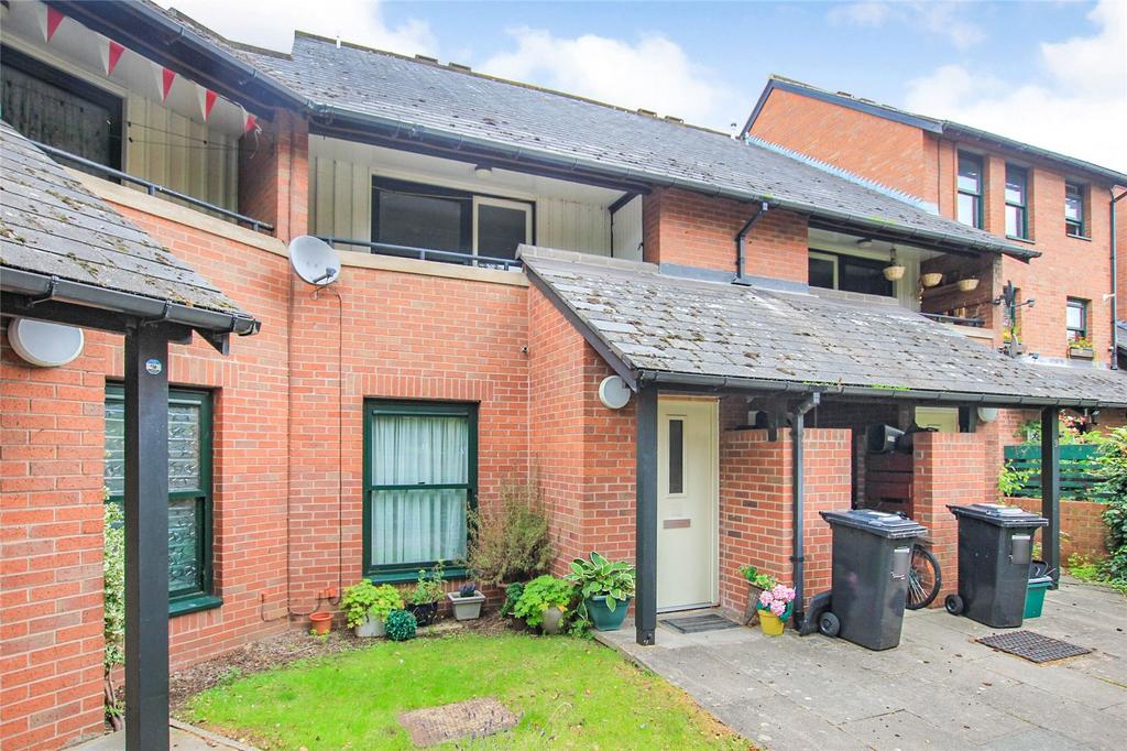 Charlotte Court, Chester, Cheshire, CH1 1 bed flat for sale - £140,000