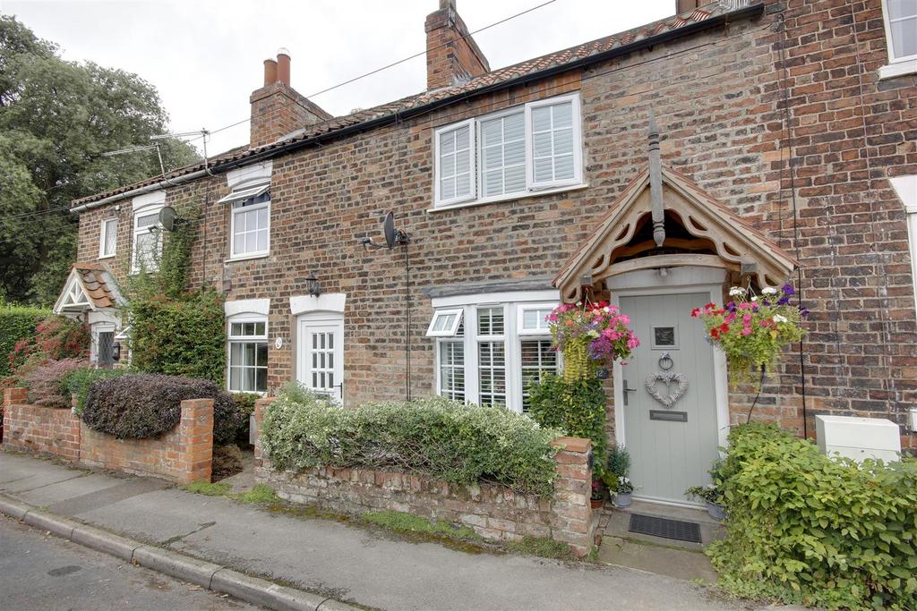 Humber Road, North Ferriby 2 bed cottage for sale - £199,950