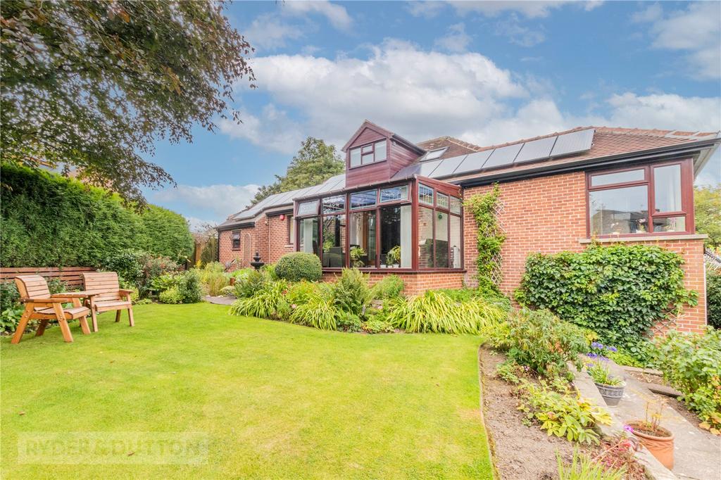 Toothill Lane South, Brighouse, West Yorkshire, HD6 4 bed detached ...