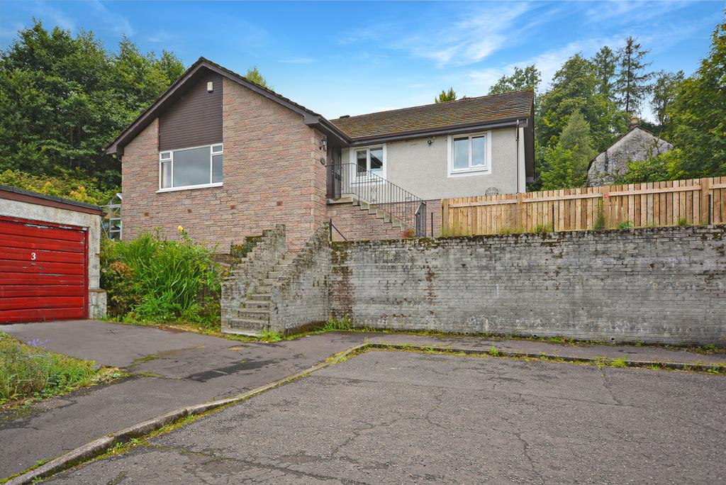 3 Ravenscroft Road, Lochearnhead FK19 3 bed bungalow - £229,950