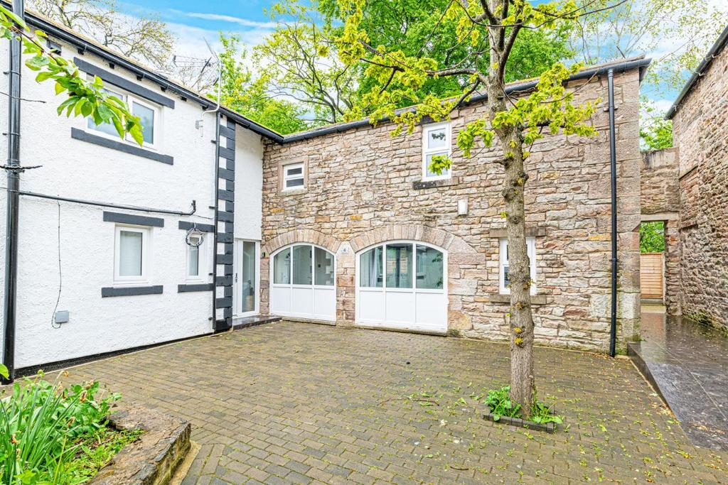 Buttermere House 3 bed apartment - £1,350 pcm (£312 pw)
