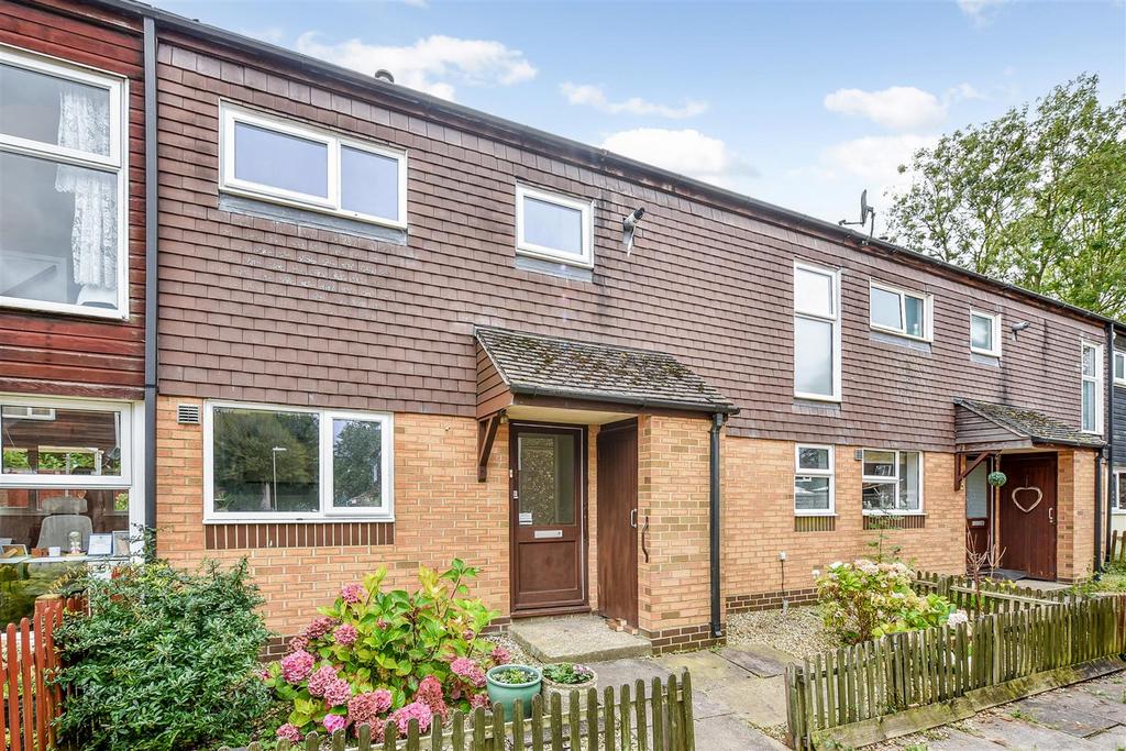Pilgrims Way, Andover 2 bed terraced house for sale - £207,500