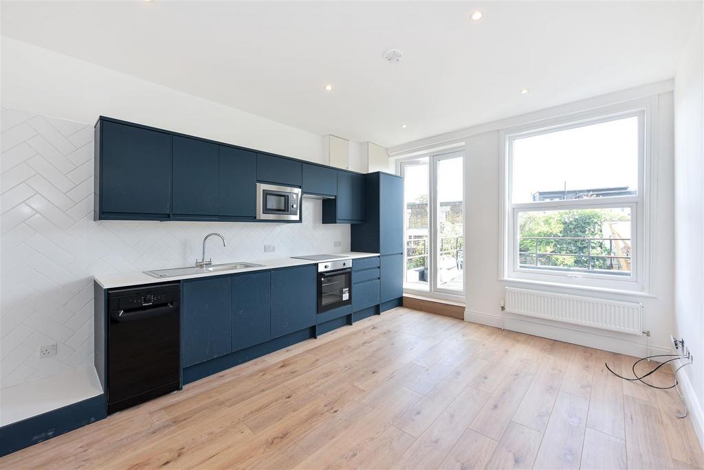 High Road Leytonstone, E11 1 bed property - £1,350 pcm (£312 pw)