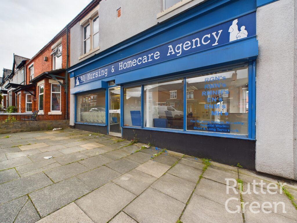 Park Road, Springfield, Wigan, WN6 7AA Property - £850 pcm (£196 pw)