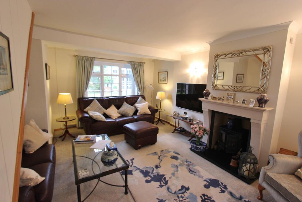 Dover Road, Ringwould, Deal, Kent, CT14 4 bed detached house for sale ...