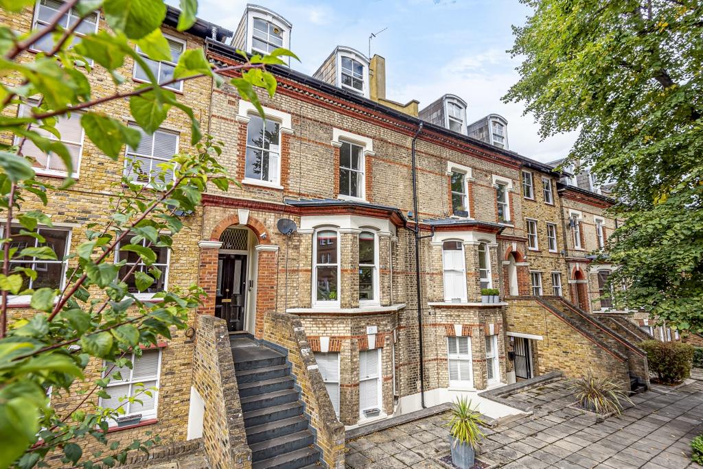 Boundaries Road Balham SW12 1 bed apartment - £1,850 pcm (£427 pw)