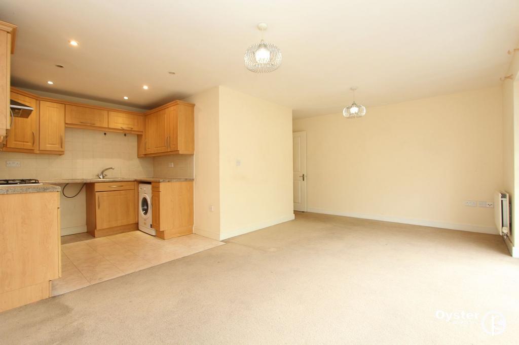 Primrose Close, Luton, LU3 2 bed flat - £1,300 pcm (£300 pw)
