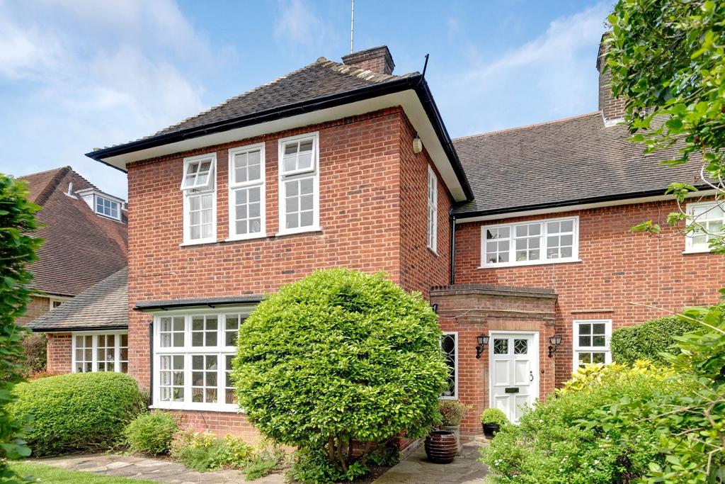 Middleway, Hampstead Garden Suburb 4 bed semi-detached house - £1,975,000