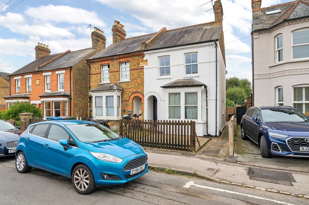 Windsor, Berkshire, SL4 1 bed flat - £325,000