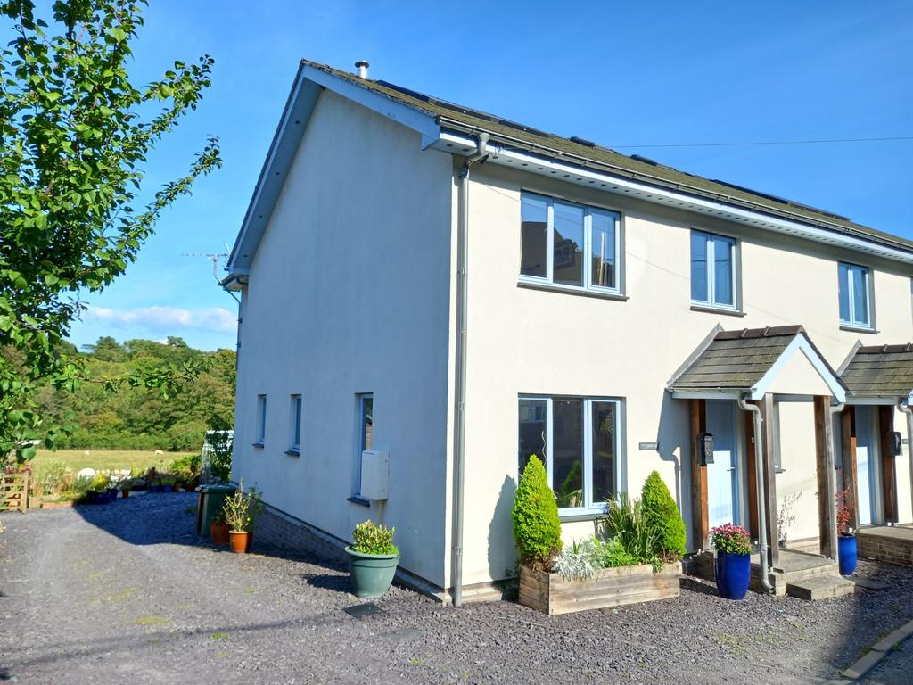 Glasinfryn LL57 3 bed semi-detached house - £249,950