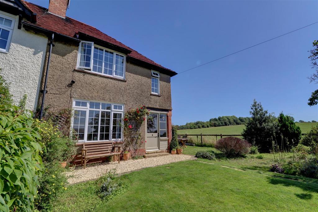 Idlicote Road, Halford 2 bed cottage - £1,050 pcm (£242 pw)