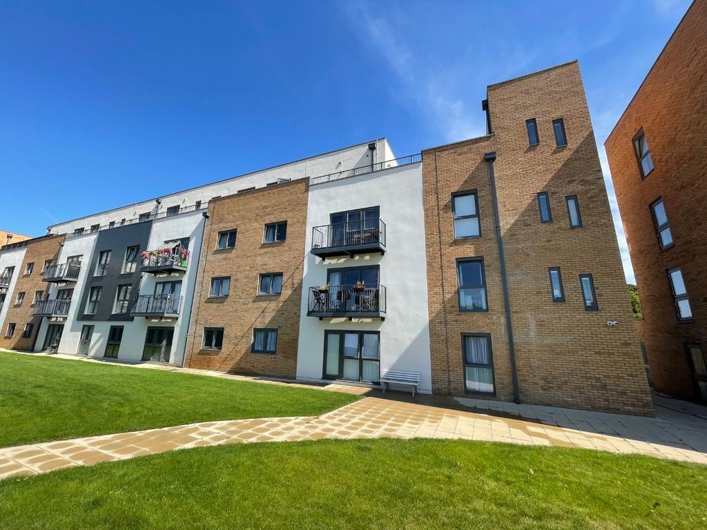 Two Bedroom Snowdrop, 1 Gorse Road, Luton, Bedfordshire, LU1 4GA 2 bed ...