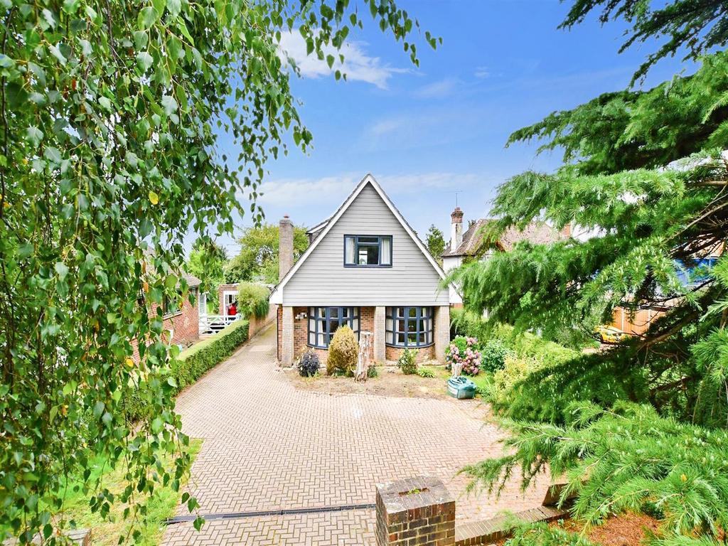 Heath Road, Linton, Maidstone, Kent 4 bed detached house - £625,000